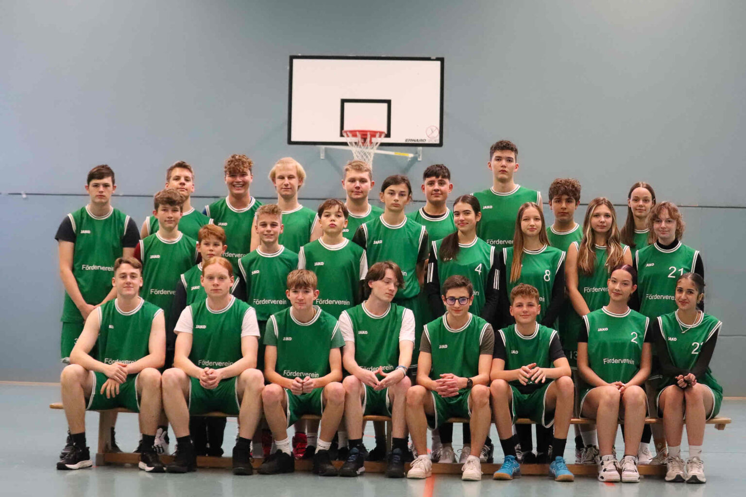 Neue Trikots // Kreismeisterschaften im Basketball - Gymnasium Lindlar